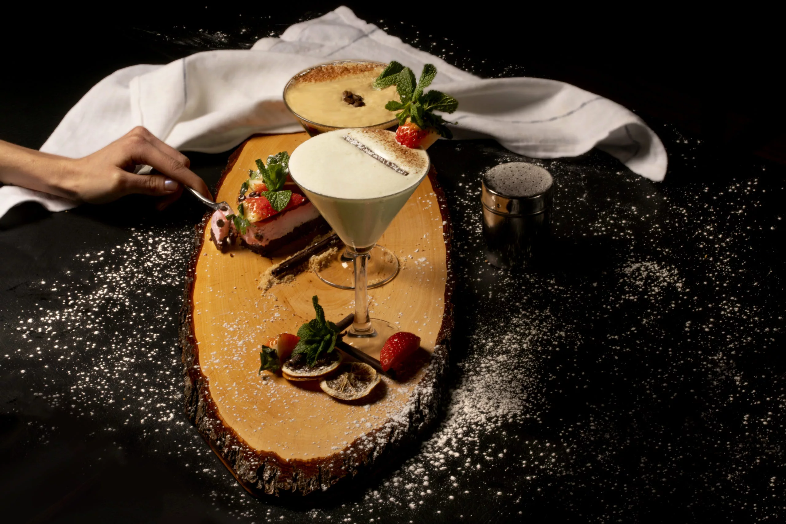 Vincenzo Bar & Cocktails | The George Hotel Limerick